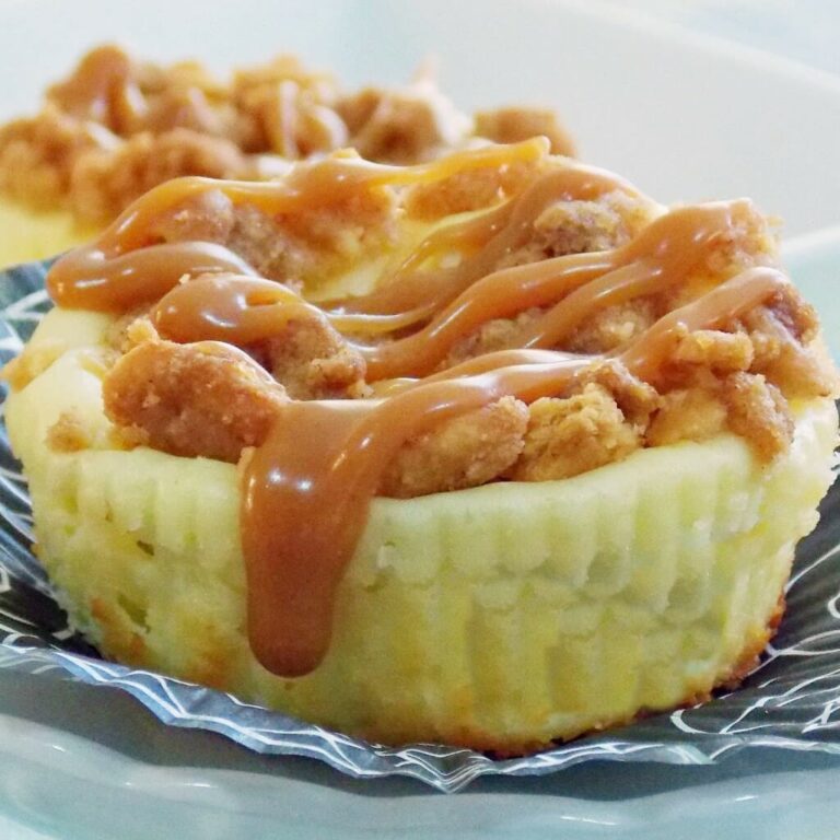 24 Desserts with Ritz Crackers • Rose Clearfield